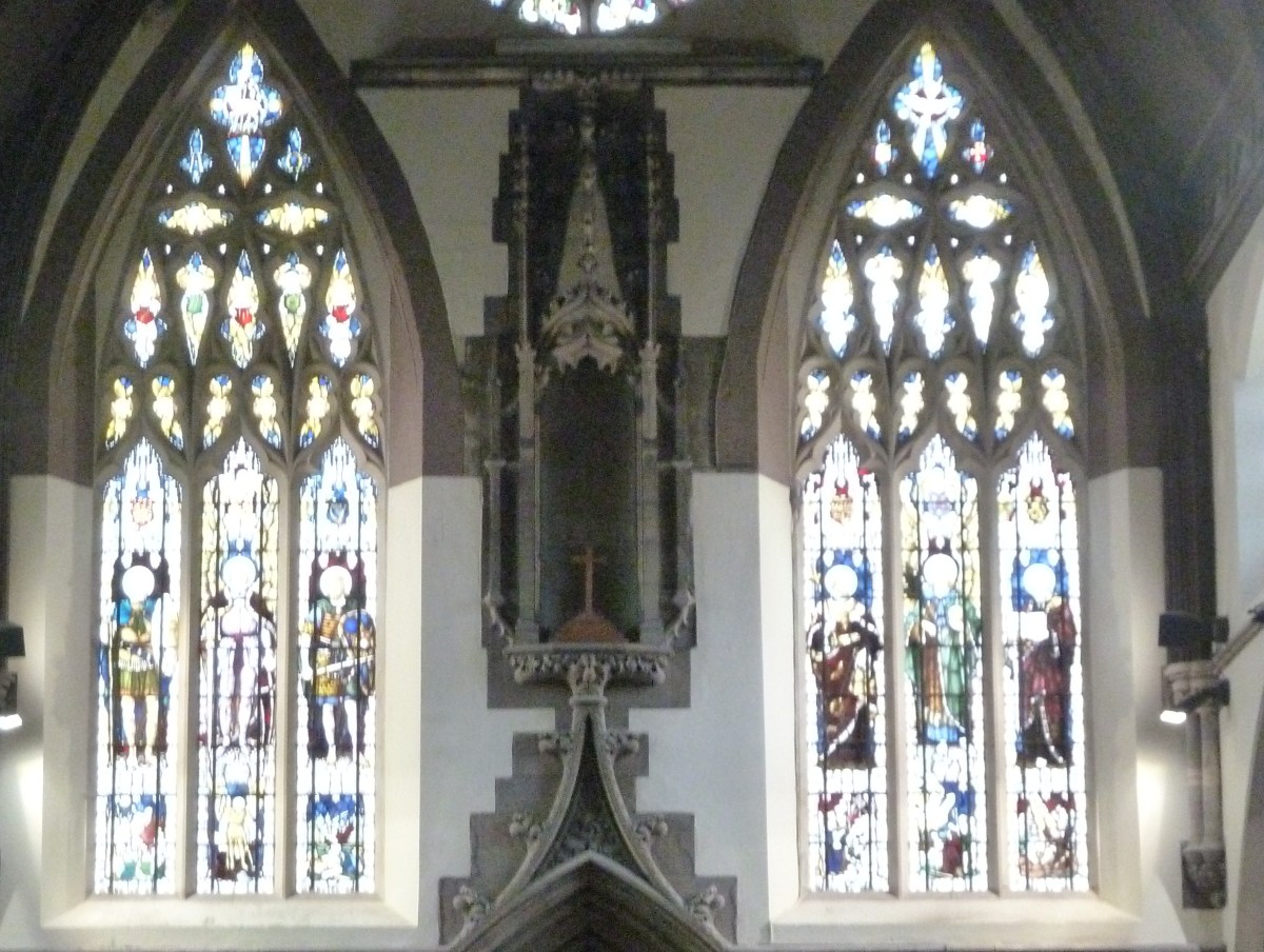 WW1 Memorial Windows and commemorative Brass Wall Plaque | St. Nicholas ...